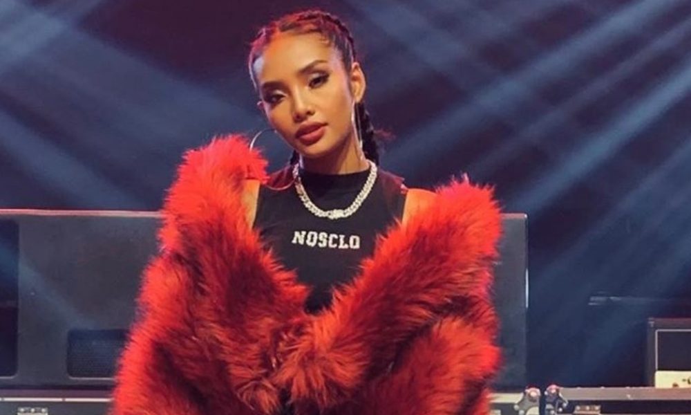 Bukan Setakat Jadi Model Dan Pelakon, Haneesya Hanee Bakal Bergelar ...