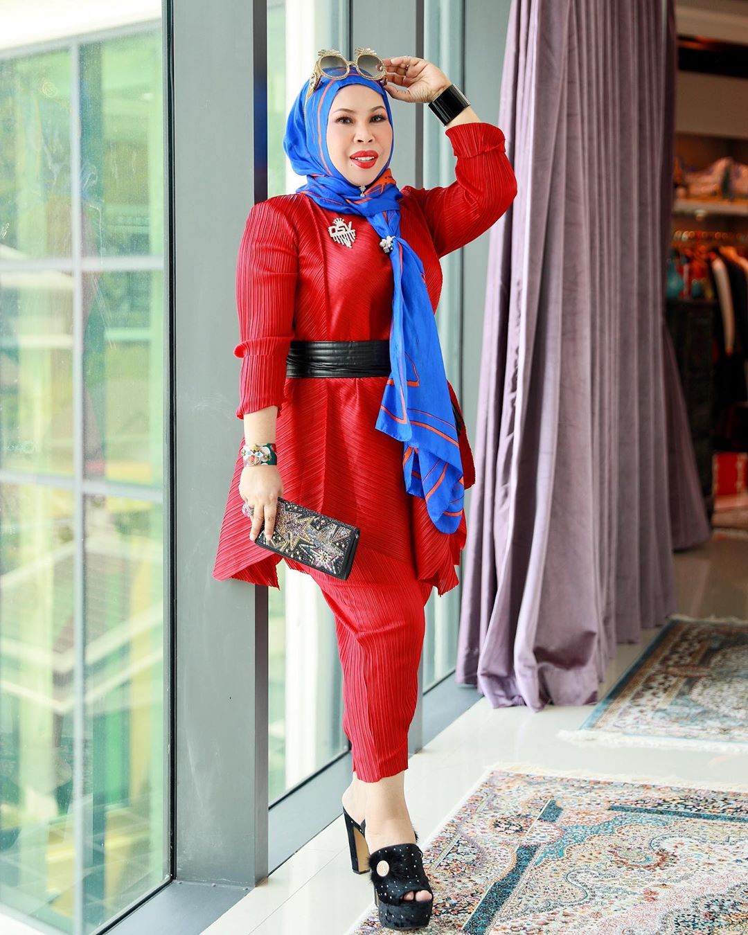 Hina Arwah Anak Dan ‘Body Shaming’ Cik B, DSV Saman Malu Terhadap Azwan Ali