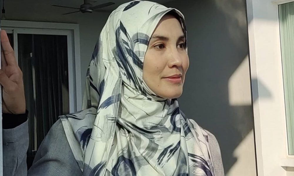 Lisdawati Dedah Saban Hari Berdoa Agar Gambar Sebelum Bertudung Tidak ...