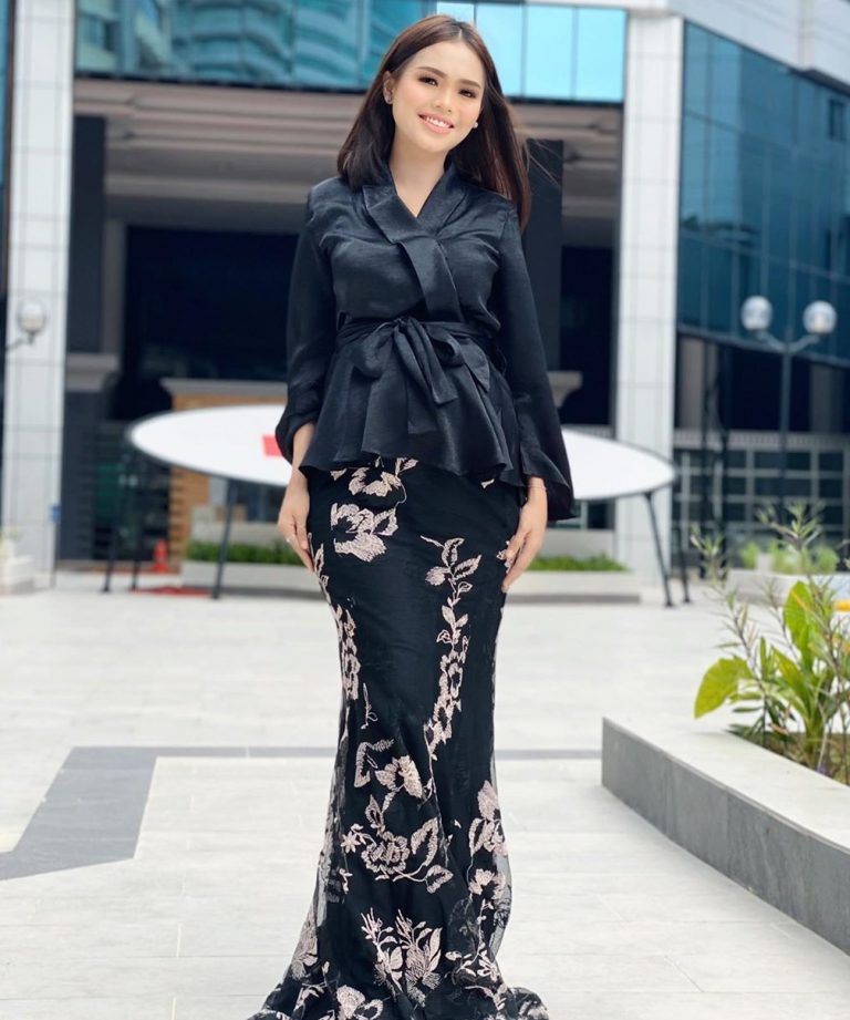 Pintu Rahim Dah Terbuka 2 Cm, Bella Astillah Tetap Sambut Hari Lahir Anak