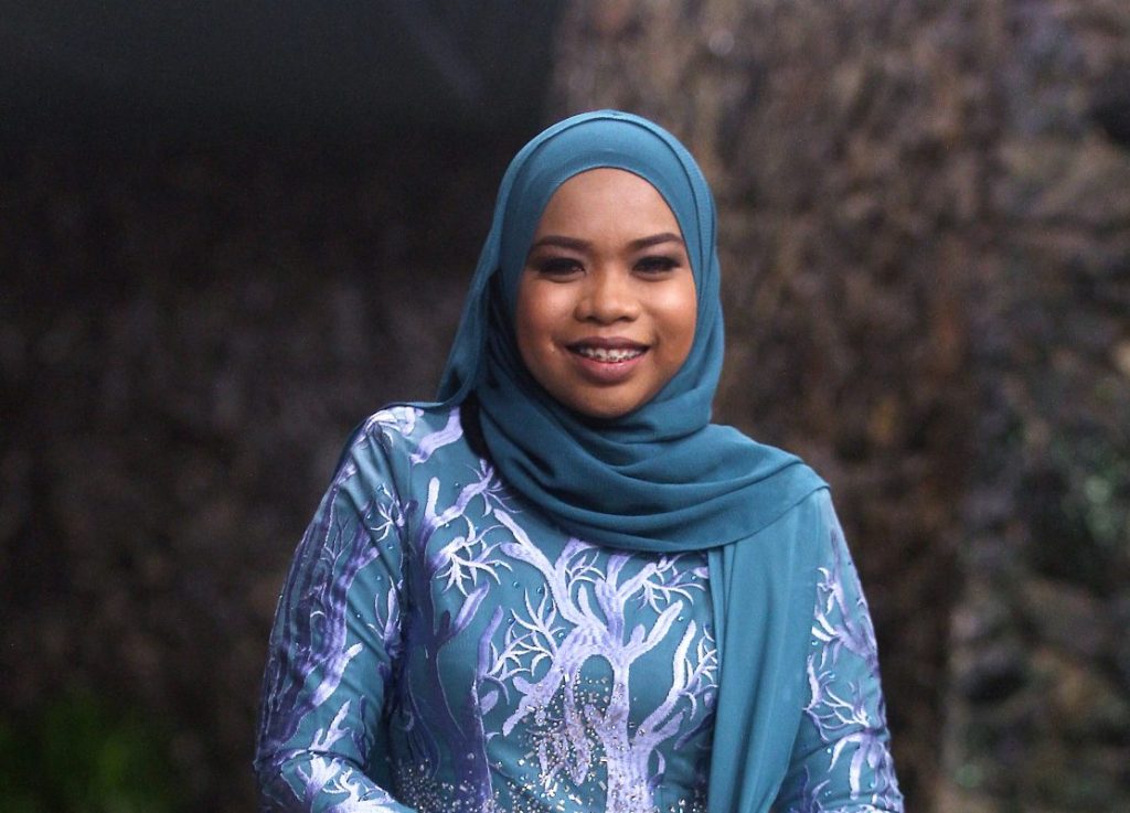 Ayu Damit Mengaku Pernah Lupa Diri, Terima Kejutan Budaya Selepas ...