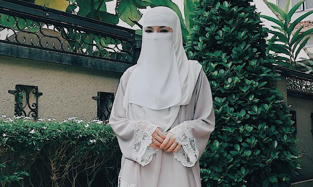 Nekad Berniqab, Neelofa Padam Lebih 4,000 Foto 'Hijabster' Di Instagram