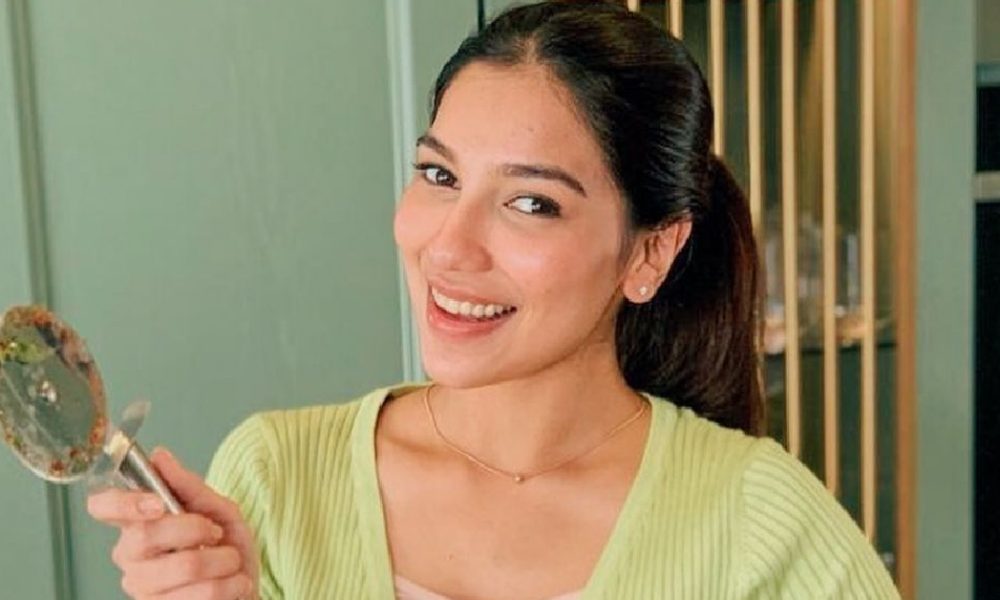 Belajar Masak Karipap Sardin Dengan Sheila Rusly, Elisha Sandha Ucap ...