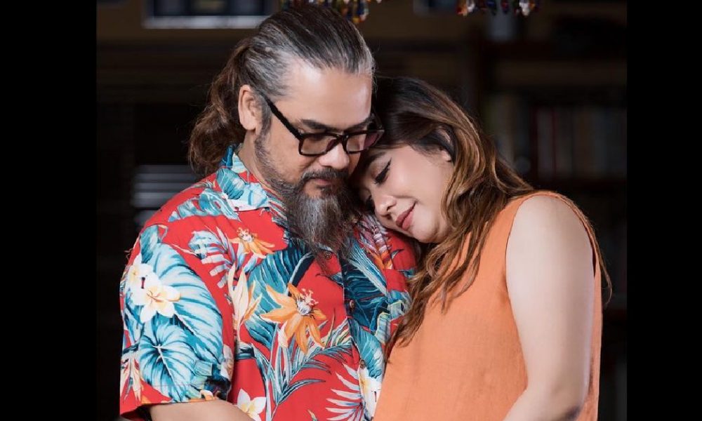 (TAHNIAH) Datuk Awie Dan Isteri Selamat Timang Cahaya Mata Lelaki Ke-6 ...