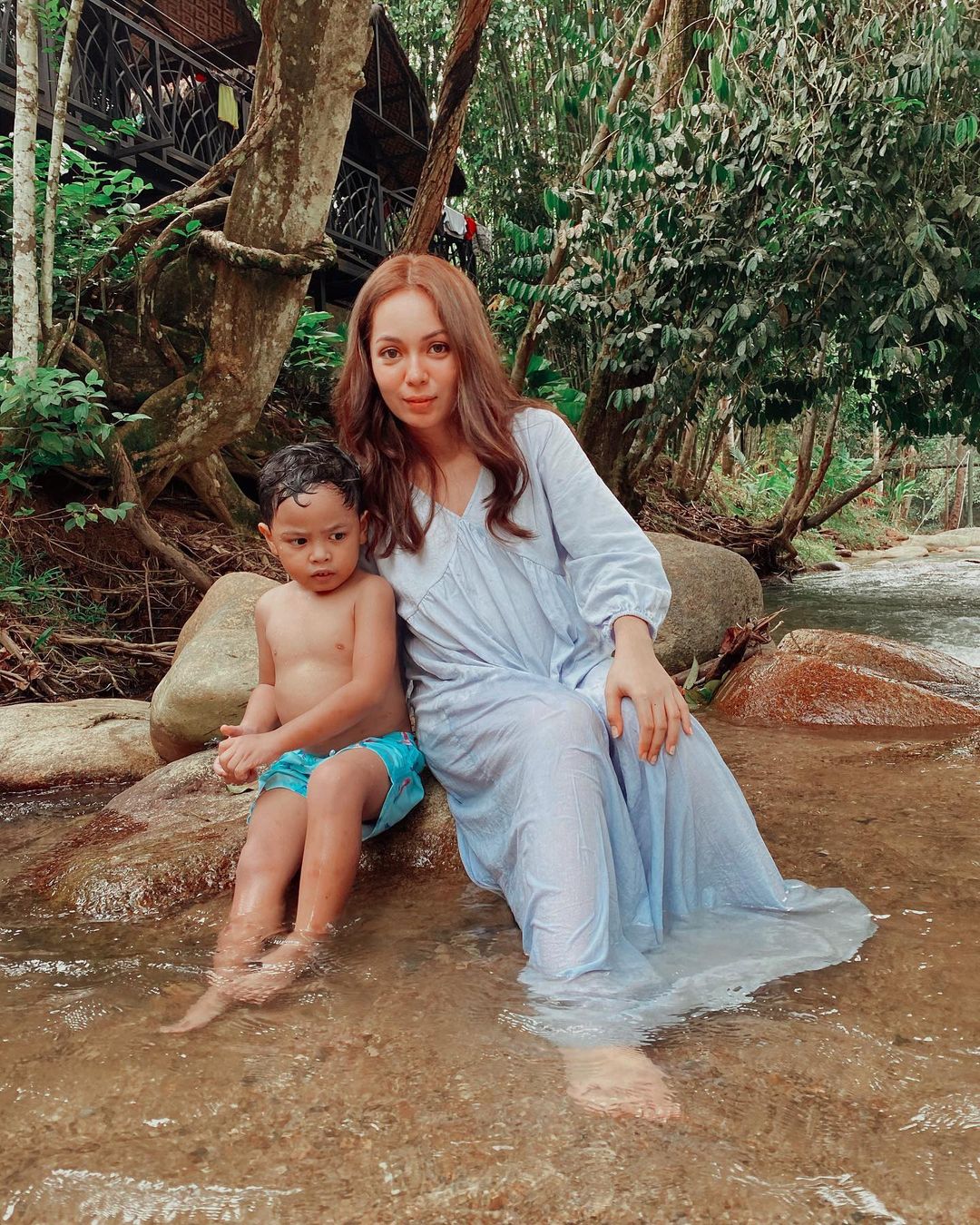 Dijangka Bersalin Kurang Lagi Dua Minggu, Nad Zainal Meniti Hari Timang Cahaya Mata Kedua