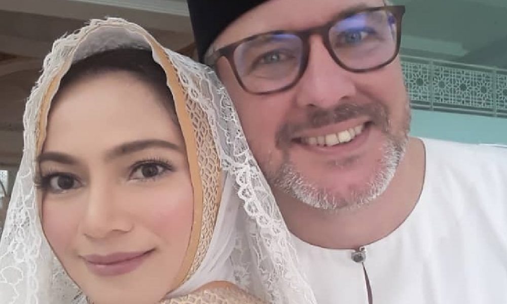 Haliza Misbun | Beautifulnara -Terkini dan Sensasi