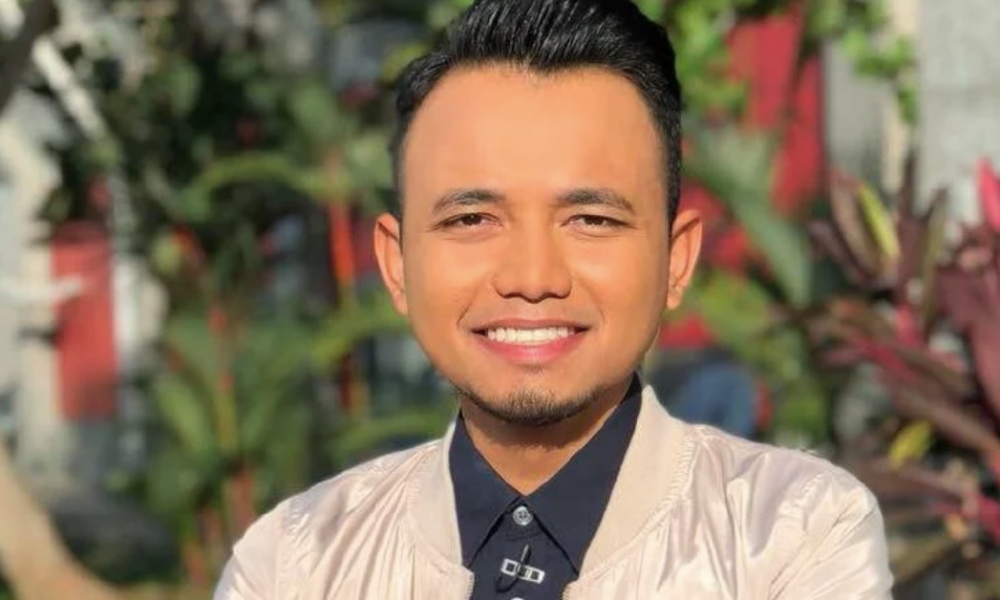 (VIDEO) PU Amin “Sekolahkan” Dua Beradik Bergaduh Kerana Harta