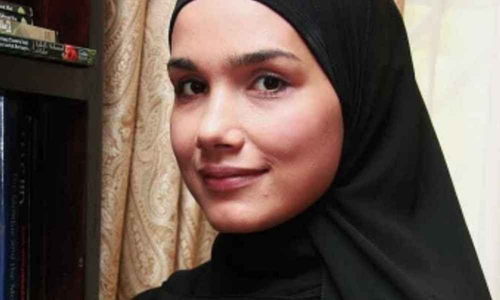 Wardina | Beautifulnara -Terkini dan Sensasi