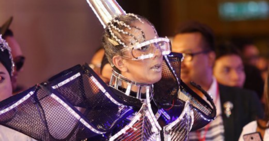 Didie Alias Bukan Obses, Sebenarnya Gemar Bergaya Ringkas