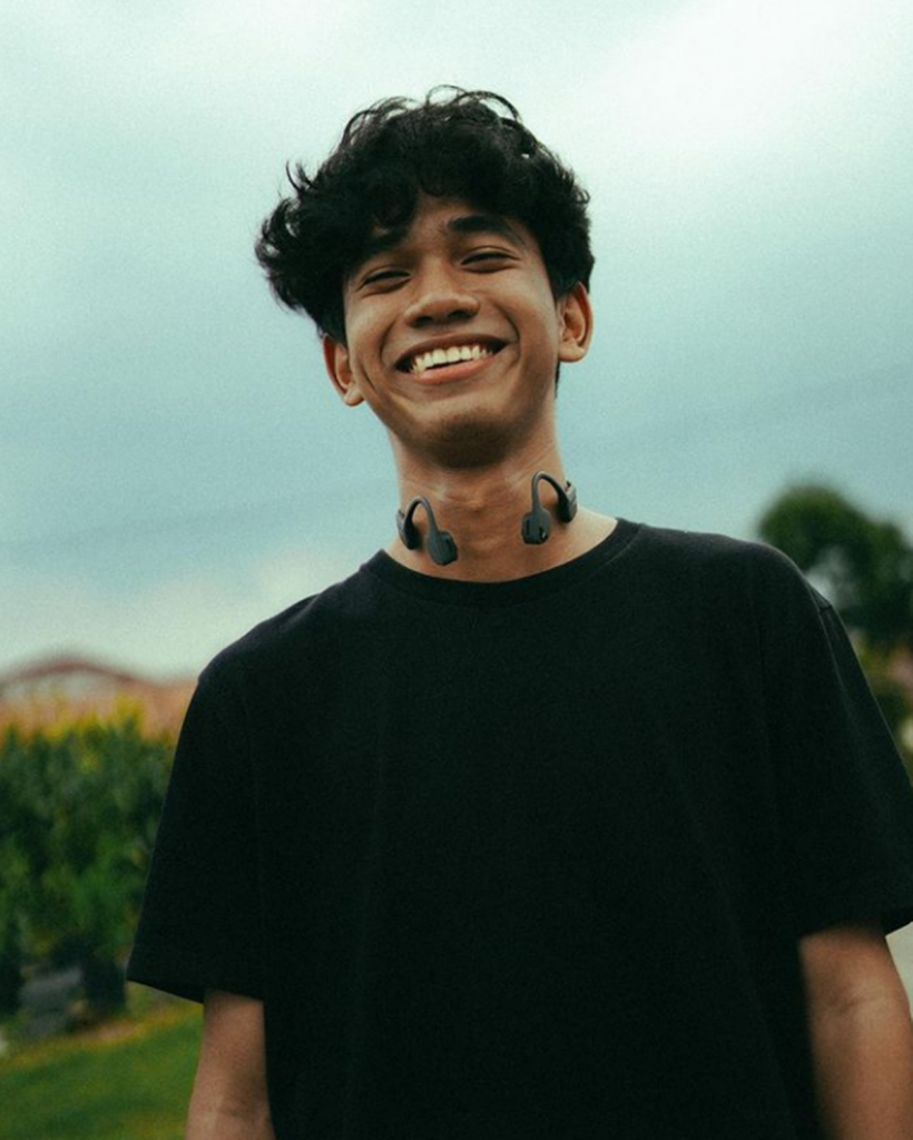 Lakar Sejarah Jadi Artis Pertama Malaysia Berlakon Dalam Siri Netflix ...