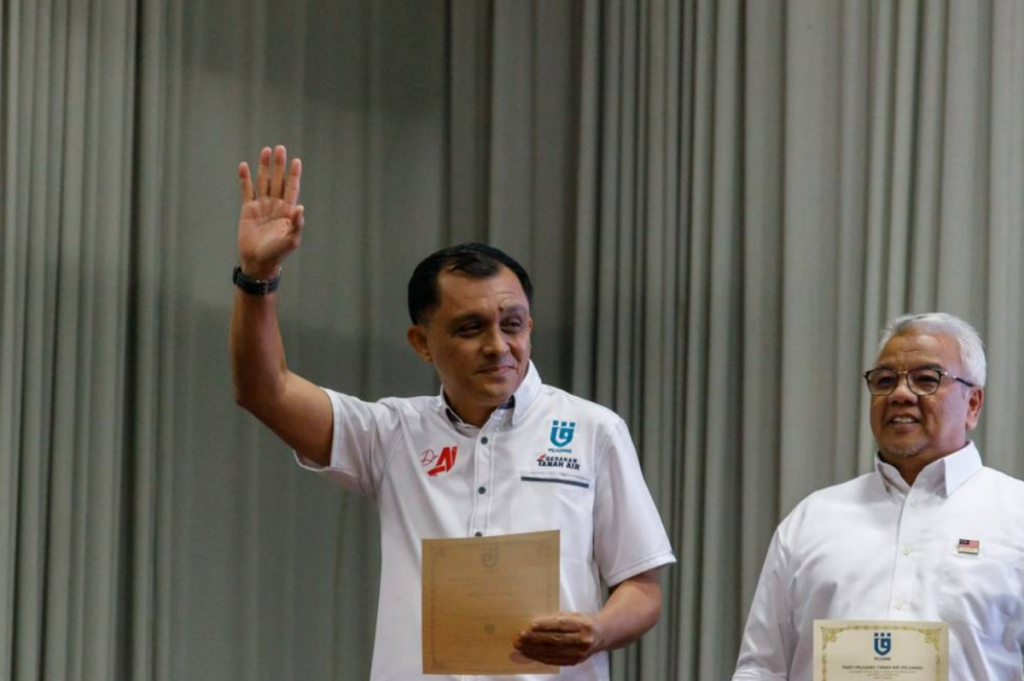 Ada Yang Hanya Dapat 60 Undi, 7 Selebriti Ini Pernah Jadi Calon ...