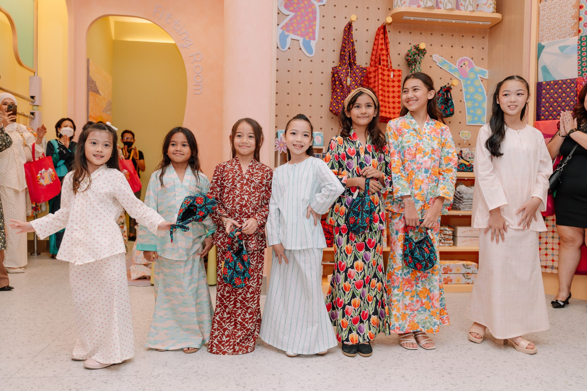 Jenama Baju Kurung Tempatan Bayu Somerset Rasmi Kedai Fizikal Terbesar ...