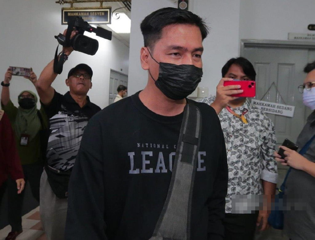 Belasah Sampai Koma & Terbaring, Anak Pula Disahkan OKU… Netizen ...