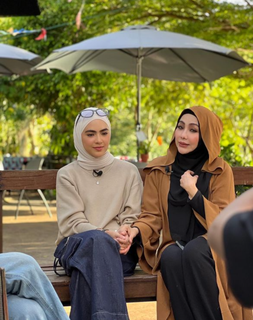 Erysha Emyra Setuju Jika Ibu Mahu Kahwin Lagi – “Ada Yang Ingin Jaga ...