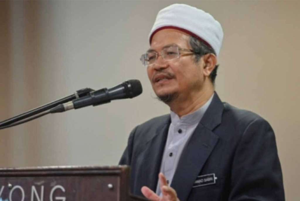 “Trend Berjoget Untuk Terima Duit Raya Boleh Jatuh Hukum Haram” – Mufti Terengganu