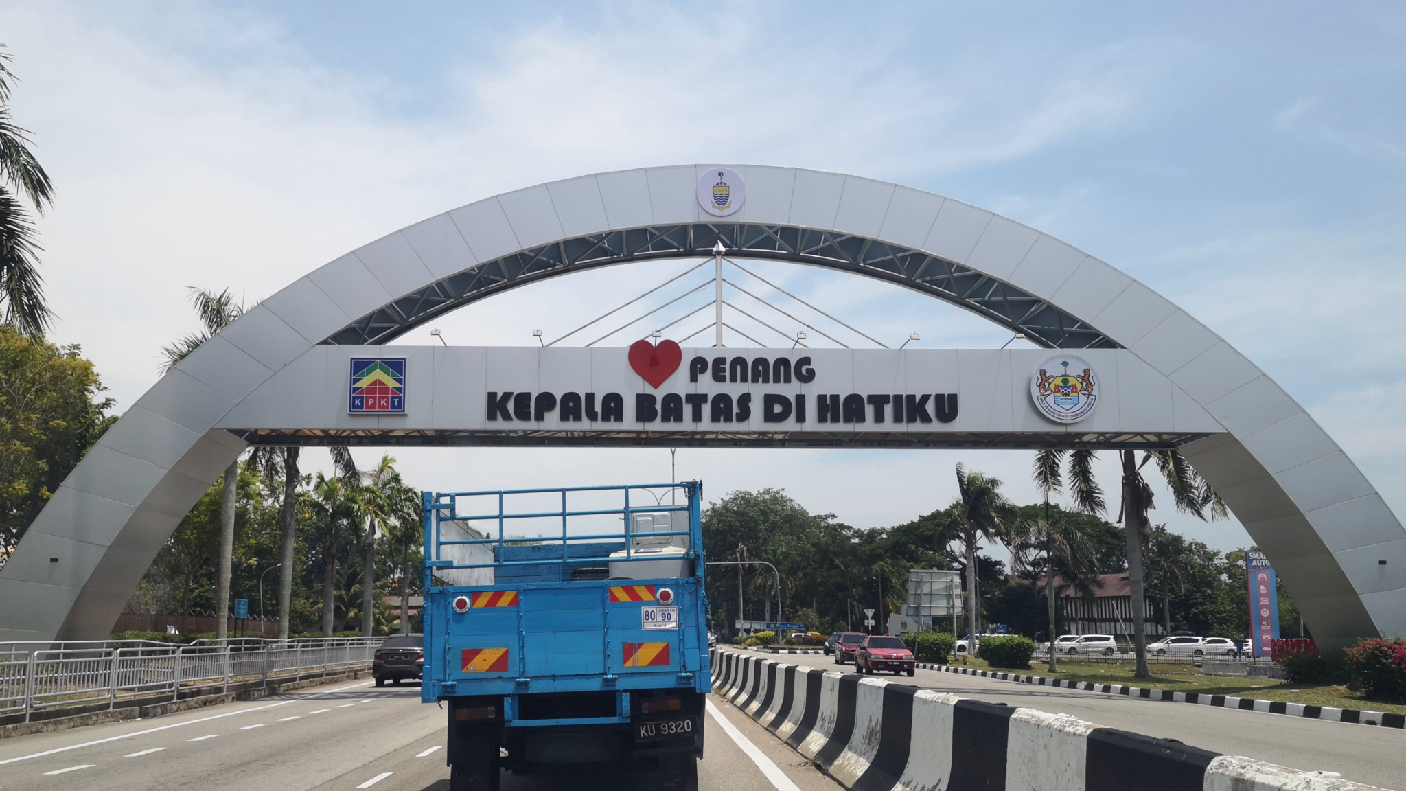 Pak Lah Dalam Kenangan, Ubah ‘Pekan Koboi’ Kepala Batas Kepada Bandar Maju