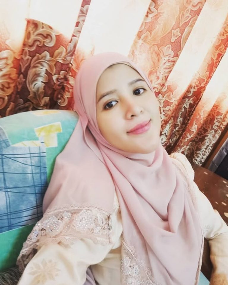 Isteri Azlan Komeng Luah Rasa Kurang Selesa Perut Dipegang Ketika Hamil – “Orang Yang Saya Kenal ...