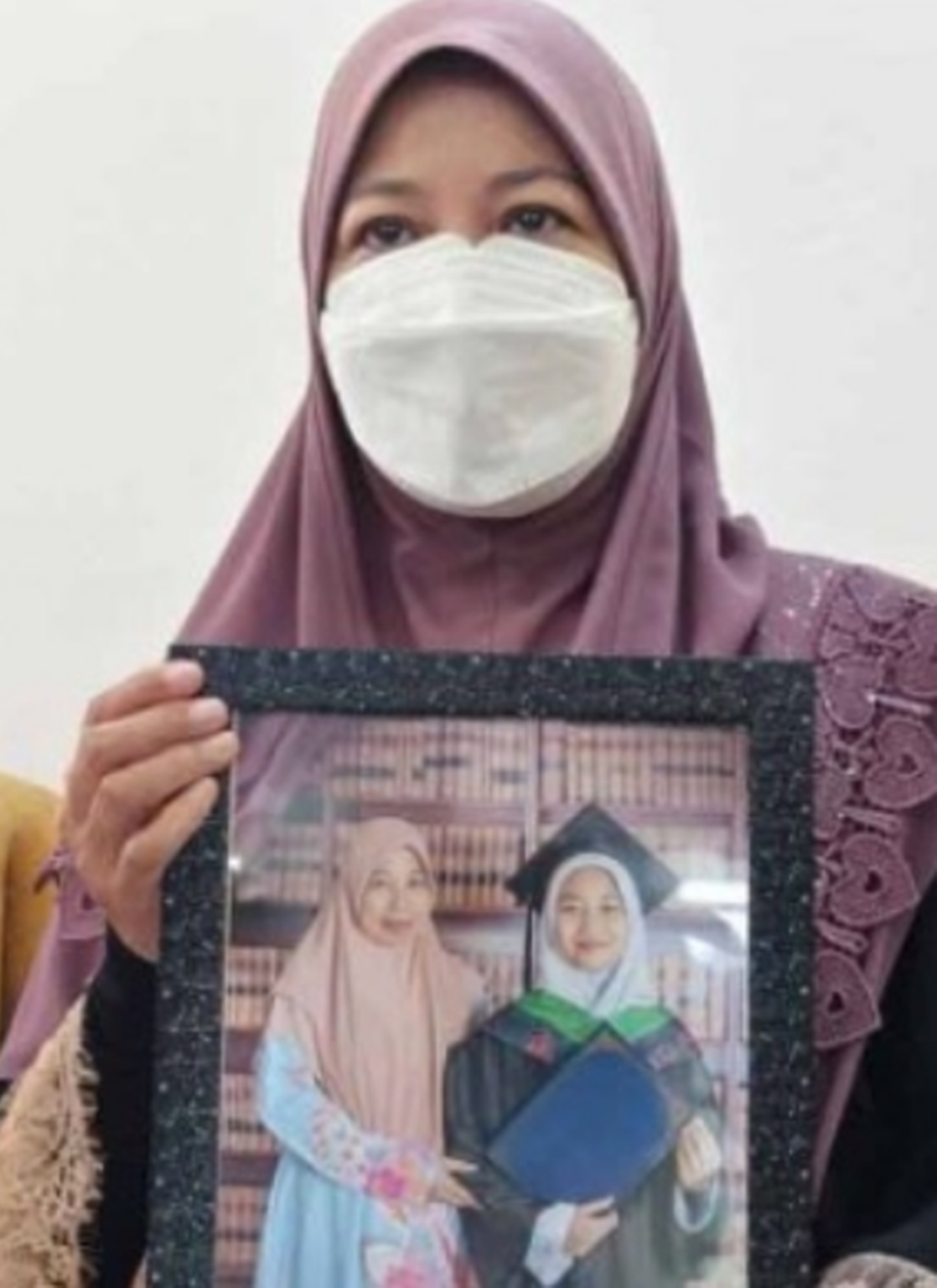 Ibu Mahu Kubur Arwah Zara Digali Semula & Dibedah Siasat – “Sedih Tapi Demi Dapatkan Jawapan ...